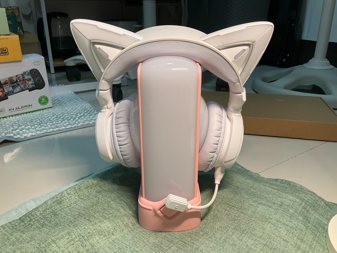 YOWU Crystal Headphone Stand - Pink (RGB), Audio, Headphones & Headsets ...