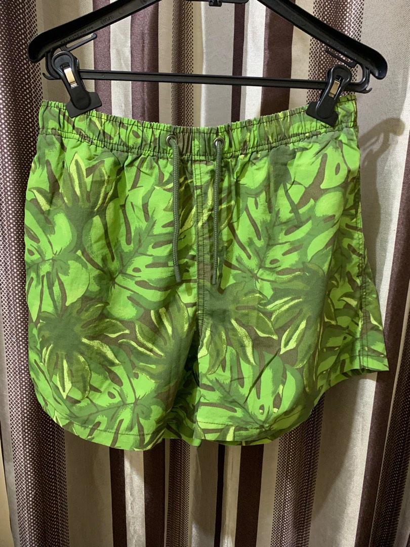 Zara board short large preloved, Men's Fashion, Bottoms, Shorts on ...