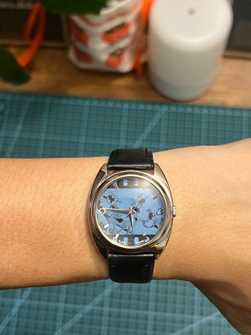 Alba Mickey Mouse, Men's Fashion, Watches & Accessories, Watches on ...