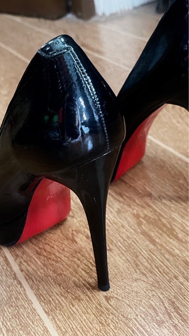 Black Stilettos Red Sole, Women's Fashion, Footwear, Heels on Carousell