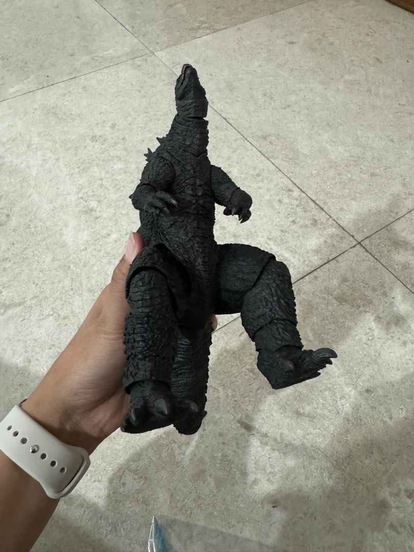 Godzilla figure ( Super Realistic), Hobbies & Toys, Toys & Games on ...