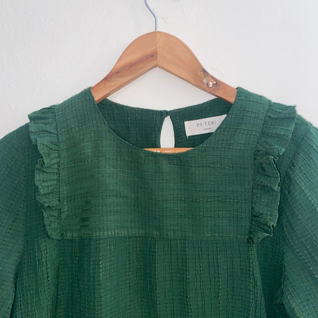 Green Puteri Blouse, Women's Fashion, Tops, Blouses on Carousell