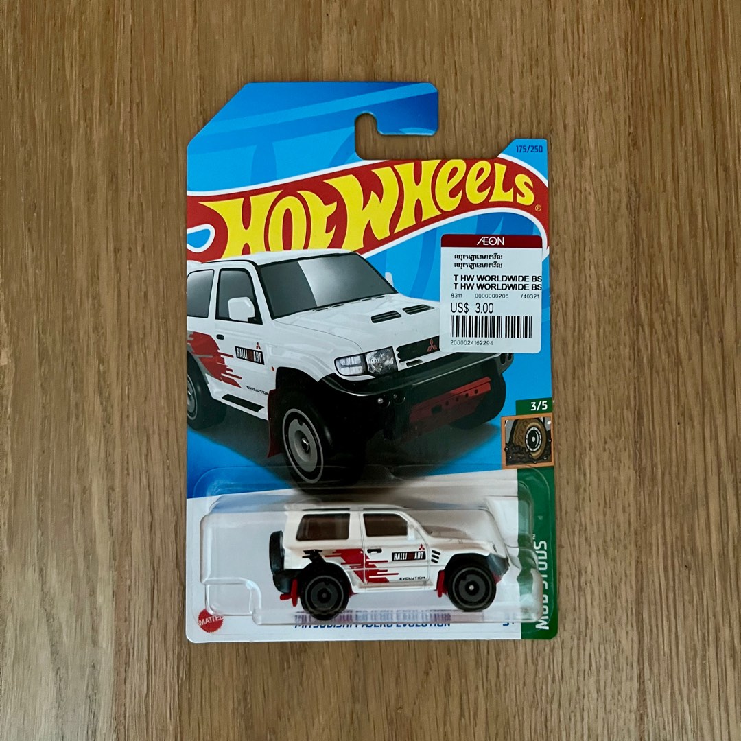 Hot Wheels Mitsubishi Pajero Evolution, 2023 Mud Studs 3/5, Hobbies & Toys, Toys & Games on ...