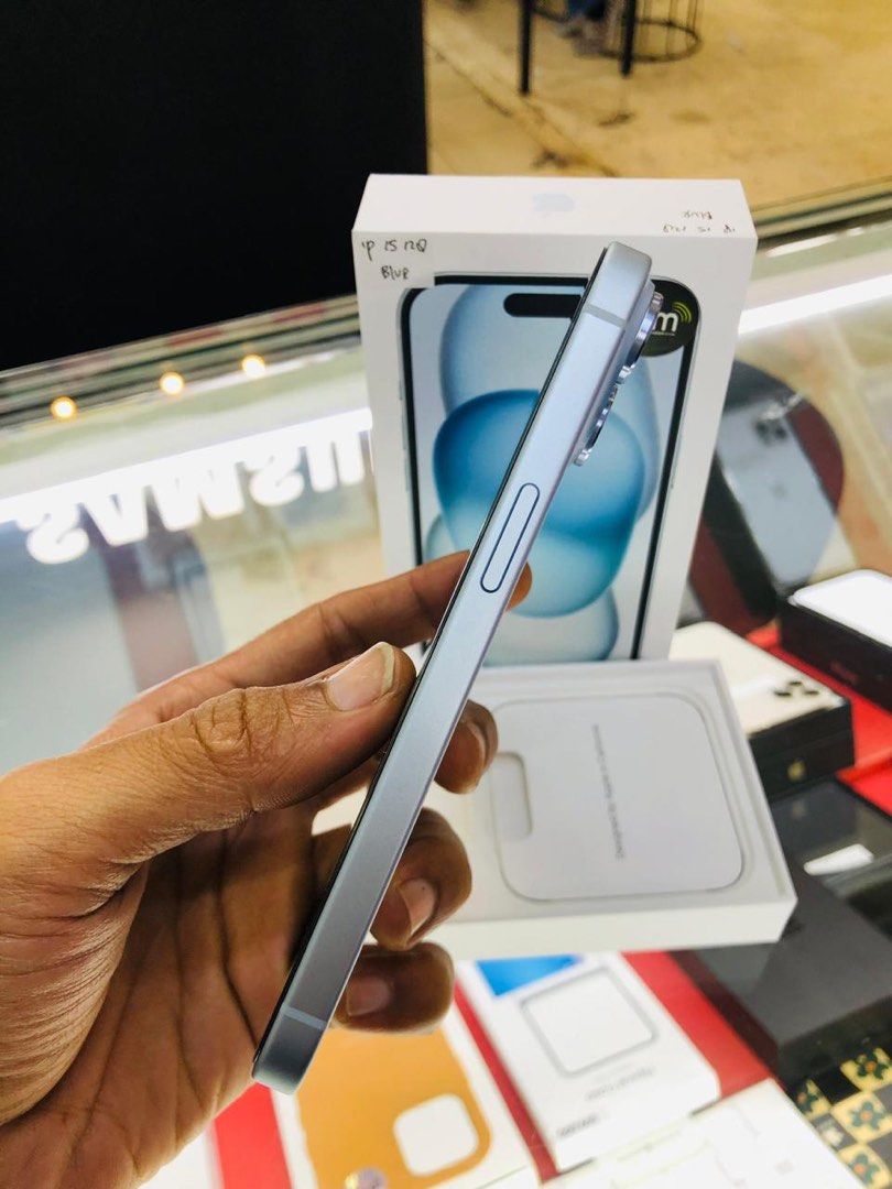 iphone 15 128gb biru garansi ibox, Telepon Seluler & Tablet, iPhone ...