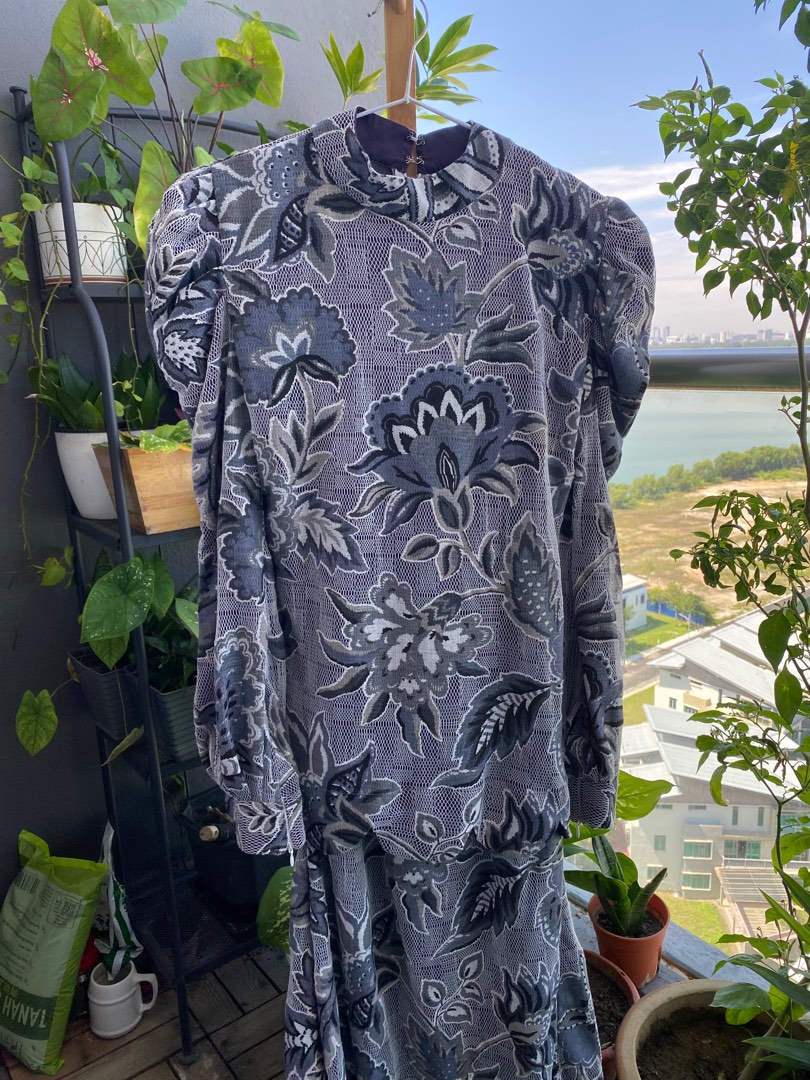 Kree Black White Flower Baju Kurung - baju raya, Women's Fashion ...