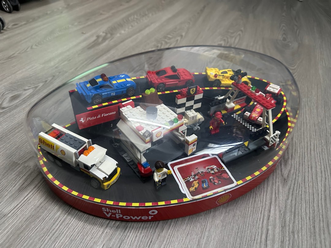 LEGO X SHELL FERRARI F1 FULL DISPLAY SET, Hobbies & Toys, Toys & Games ...