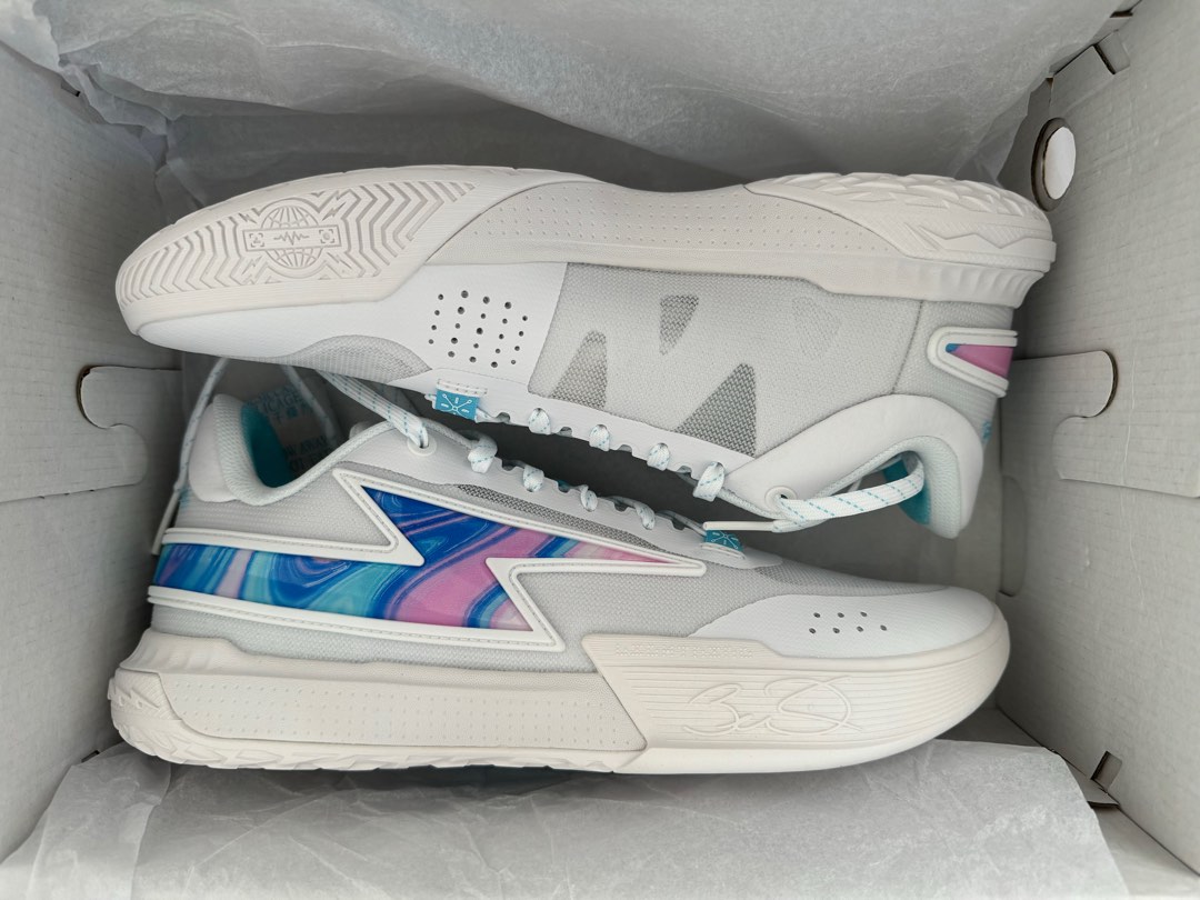 Li-Ning Way of Wade Sone of Flash 2 Raz Fuego, Men's Fashion, Footwear ...