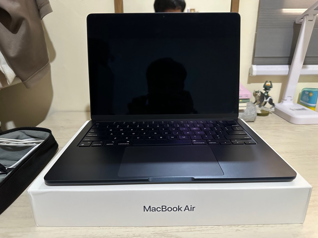 Macbook Air M2 (2022) Midnight Blue, Computers & Tech, Laptops ...