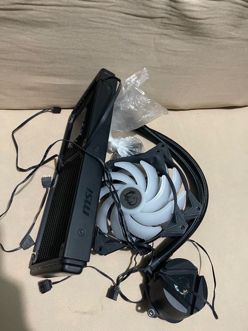 MSI MAG CORE LIQUID 240R rgb v2, Computers & Tech, Parts & Accessories ...