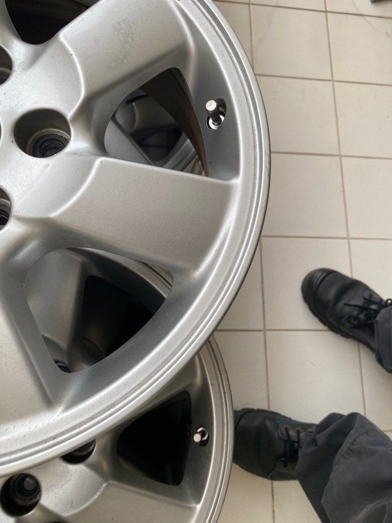 Original Toyota Rush rims complete spare rim, Auto Accessories on Carousell