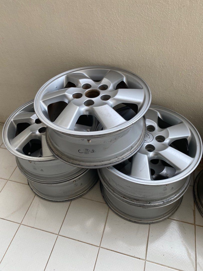 Original Toyota Rush rims complete spare rim, Auto Accessories on Carousell