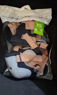 Ocelot helmet and knee protector 2 sets/safety/ knee protectors/helmet ...