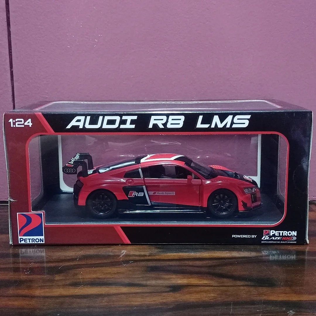 PETRON AUDI R8 LMS (RED), Hobbies & Toys, Toys & Games on Carousell