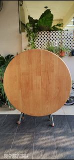 SSF COFFEE TABLE AND CHAIR (NEGOTIABLE), Furniture & Home Living ...