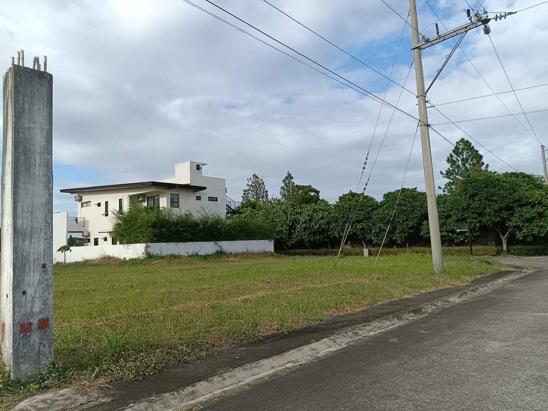 Santa Rosa Laguna Lot For Sale Laguna bel air near cmcalamba binan ...