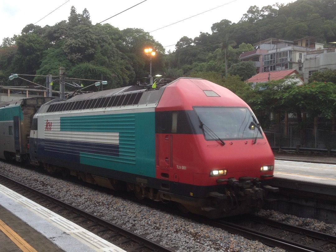 Trix N scale 1:150 瑞士 國鐵 SBB Re460 Lok2000 機車 港鐵 MTR 九鐵 KCR Ktt 九廣通 同款 ...