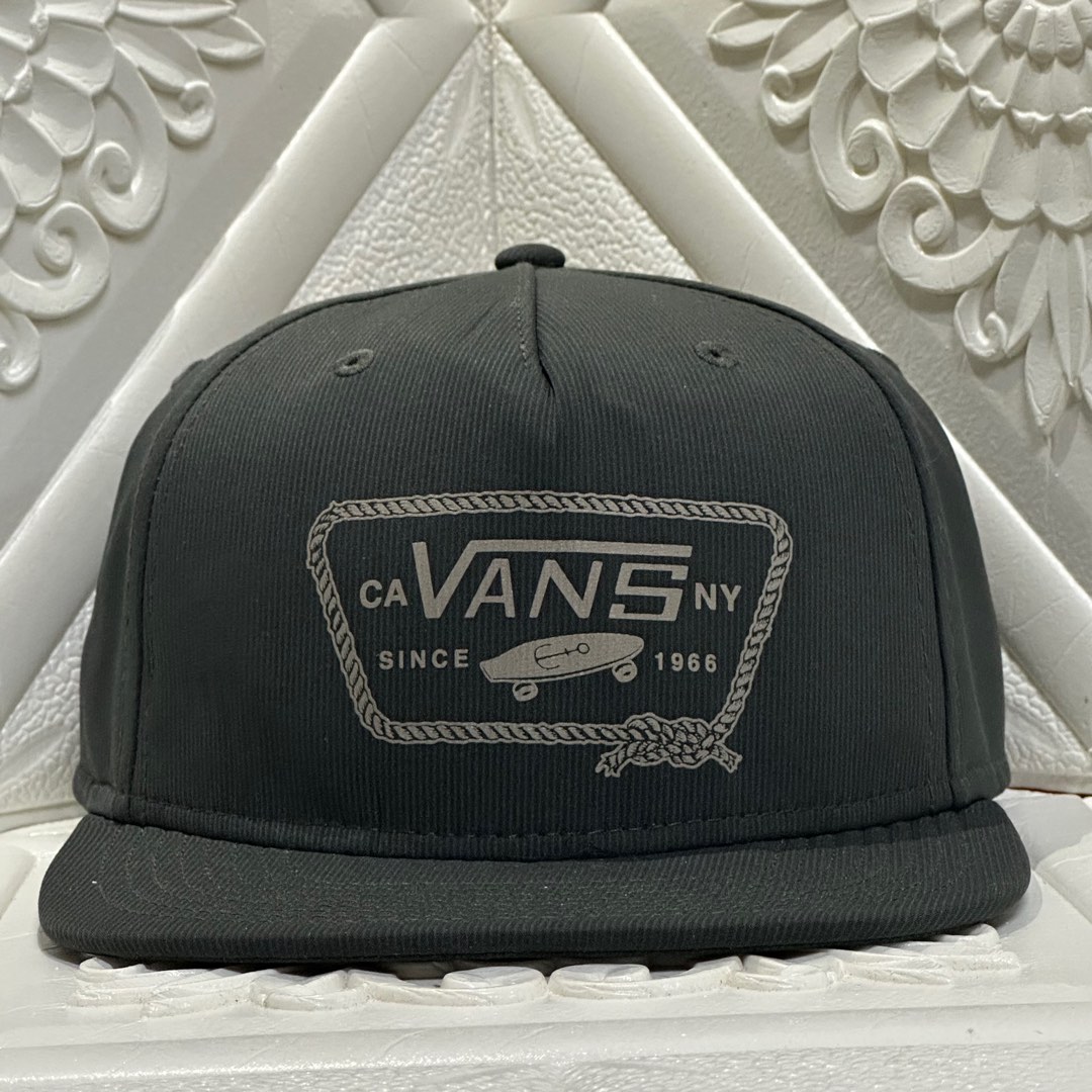 Vans Cap Hat, Men's Fashion, Watches & Accessories, Cap & Hats on Carousell