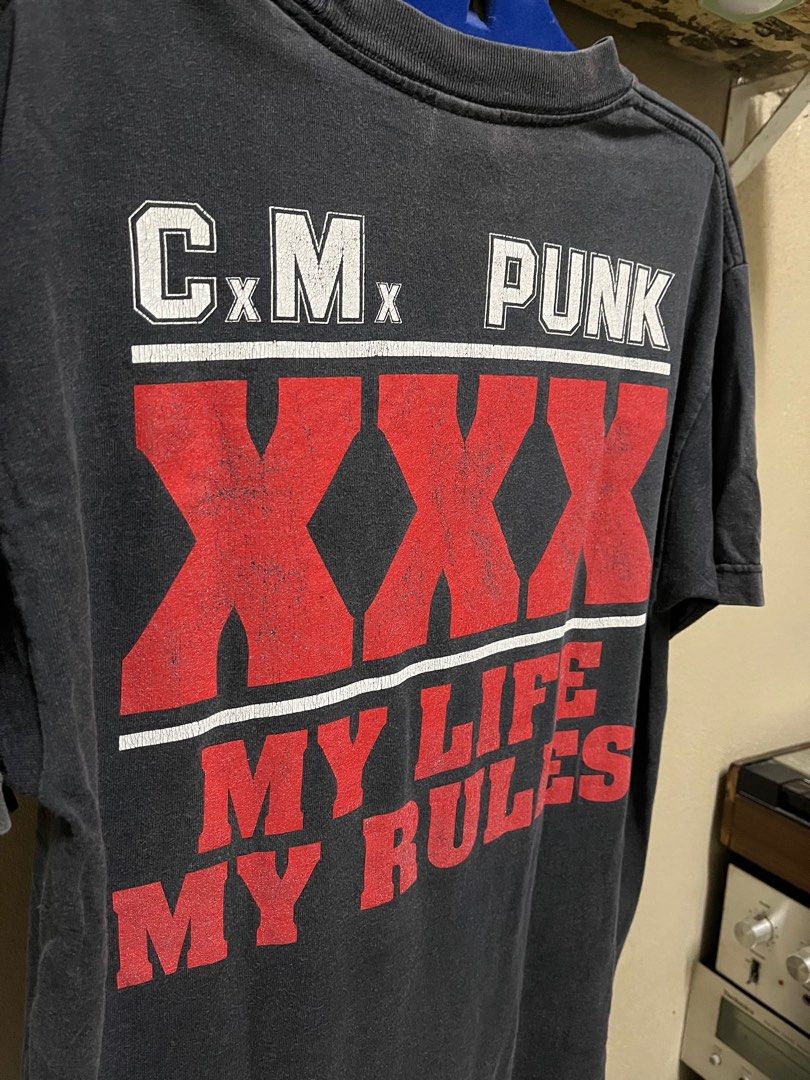 vtg straight edge cm punk wwe 90s, Men's Fashion, Activewear on Carousell