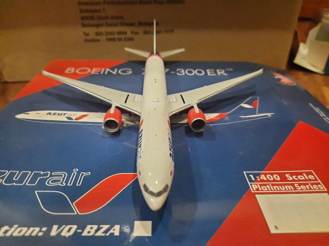 1/400 scale Azur Air Boeing 777-300ER aircraft model (Phoenix Model ...