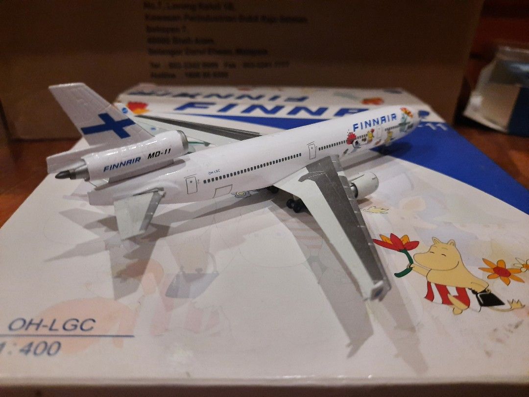 1/400 scale Finnair Moomins McDonnel Douglas MD-11 aircraft model ...