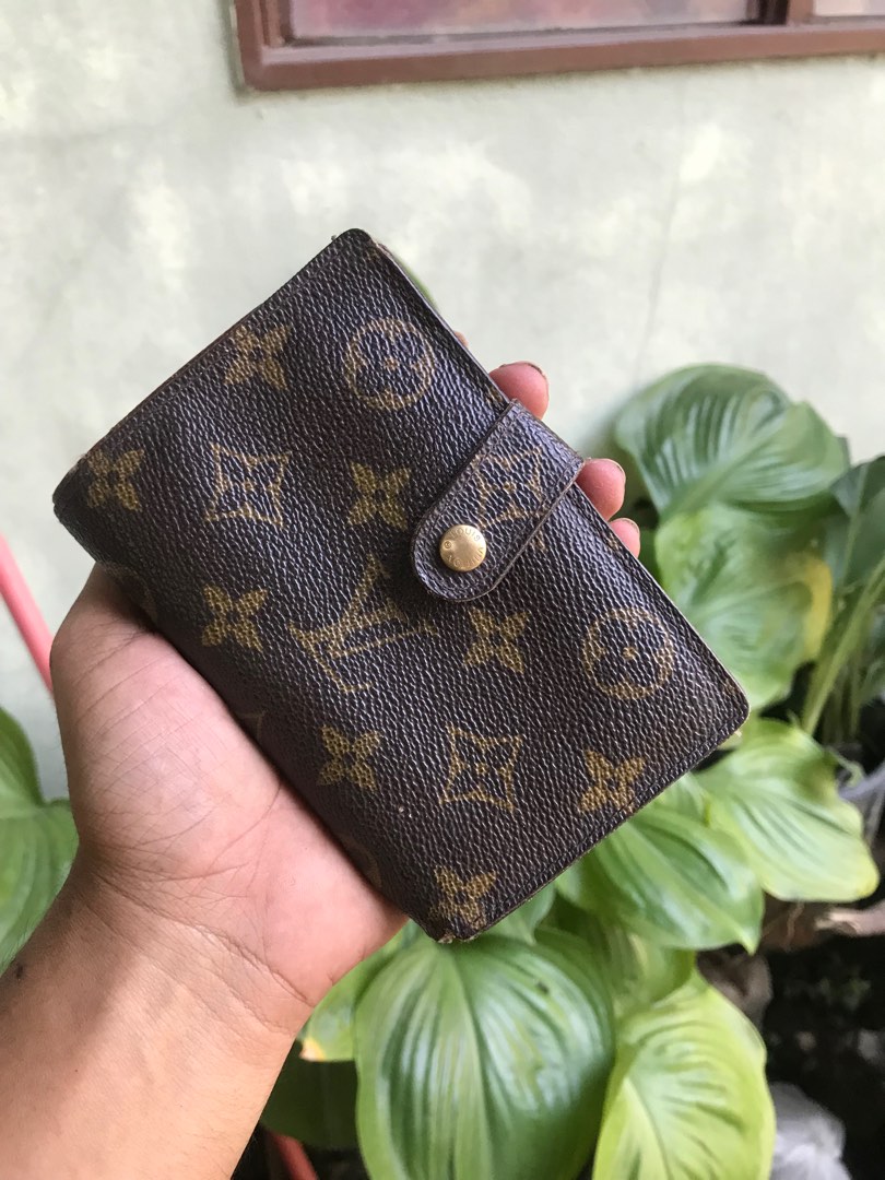 Authentic Louis Vuitton Walet, Luxury, Bags & Wallets on Carousell