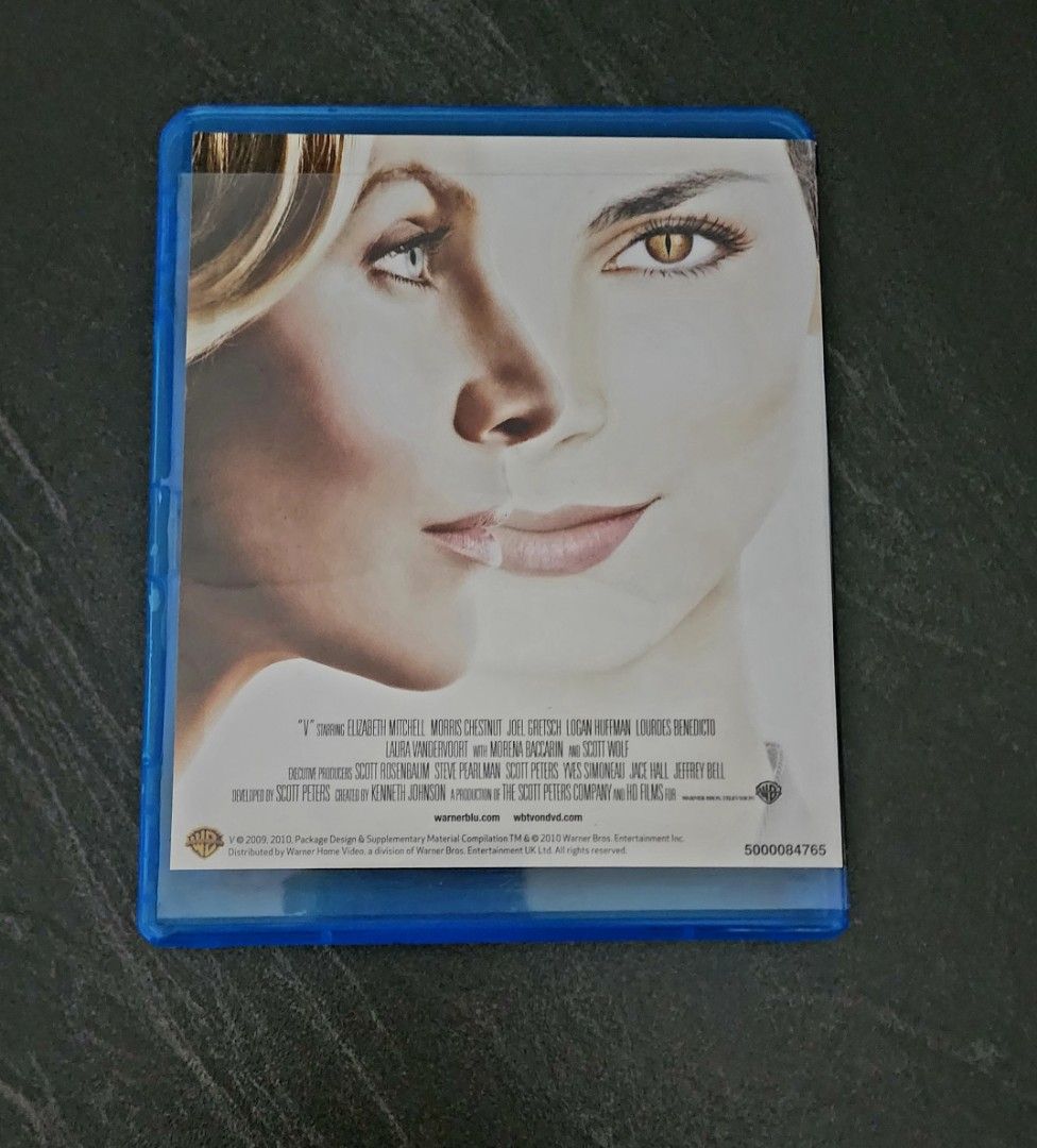 Blu-ray The Complete Season 1 : V, Hobbies & Toys, Music & Media, CDs ...