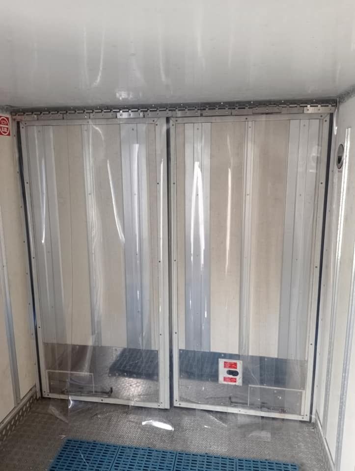 CLEAR OR YELLOW PLAIN AND STAINLESS STEEL HANGER FOR COLD STORAGE ...