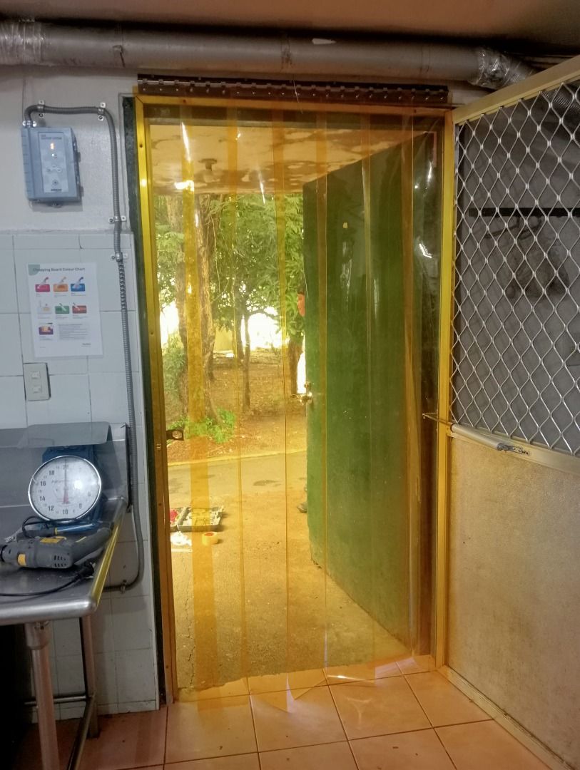 CLEAR RIB OR PLAIN PVC PLASTIC CURTAIN AND SS/GI HANGER, Everything ...