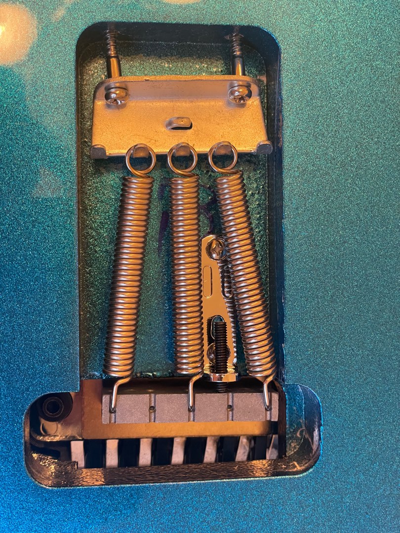 DIY floating trem stopper, 興趣及遊戲, 音樂、樂器 & 配件, 樂器 - Carousell