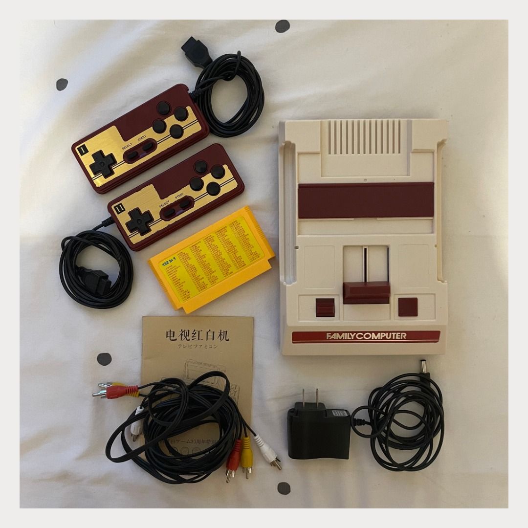 Family Computer FC Compact, 8 Bit Retro Video Game Console, 132-in-1 ...