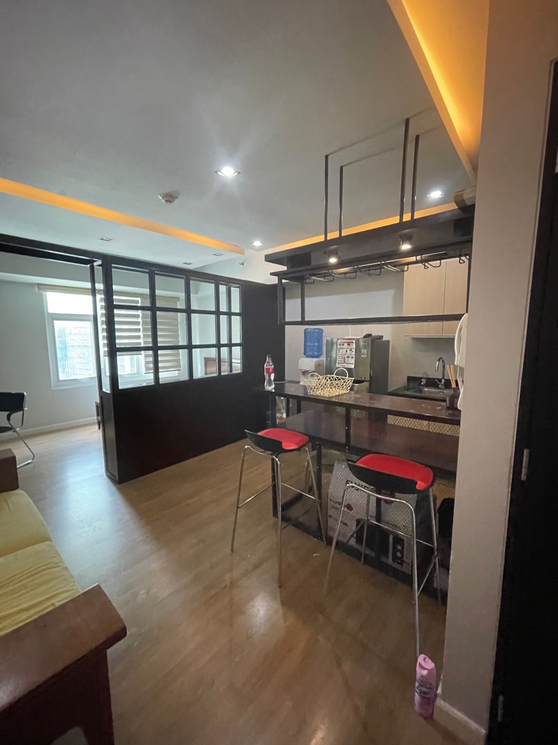 FOR SALE or LEASE: Studio unit in Meranti, Two Serendra, BGC, Property ...