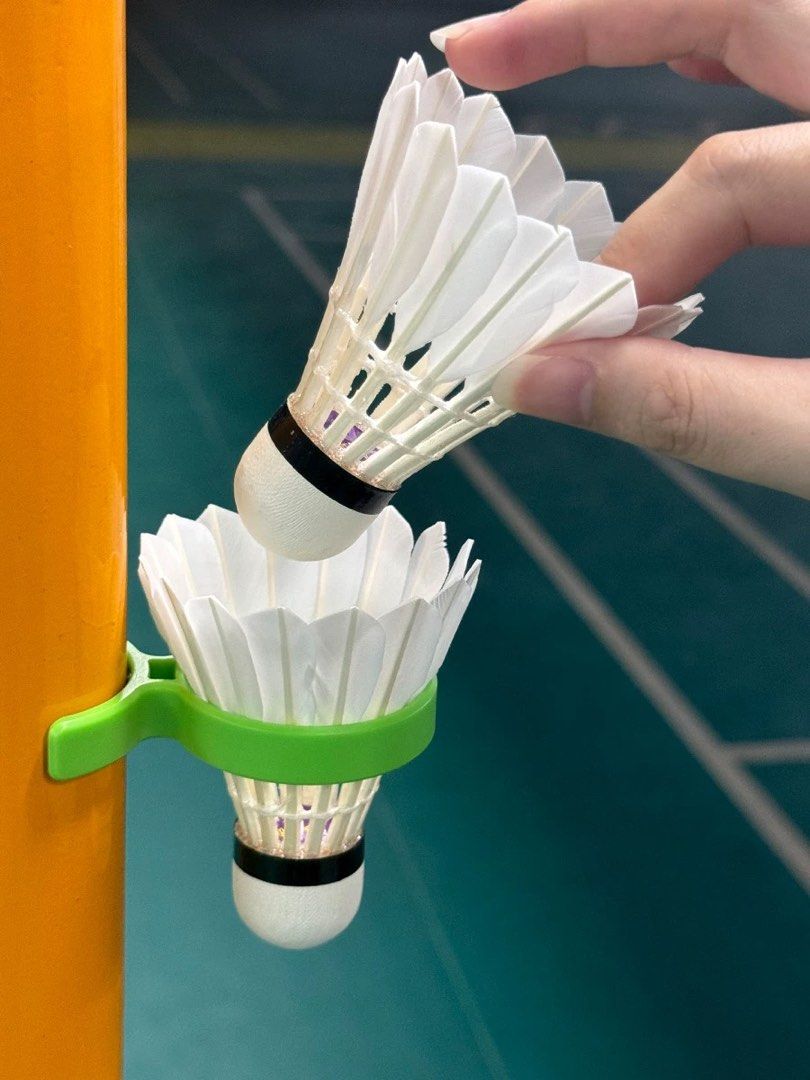 Magnetic Badminton Shuttlecock Holder (2-3 pcs), Sports Equipment ...