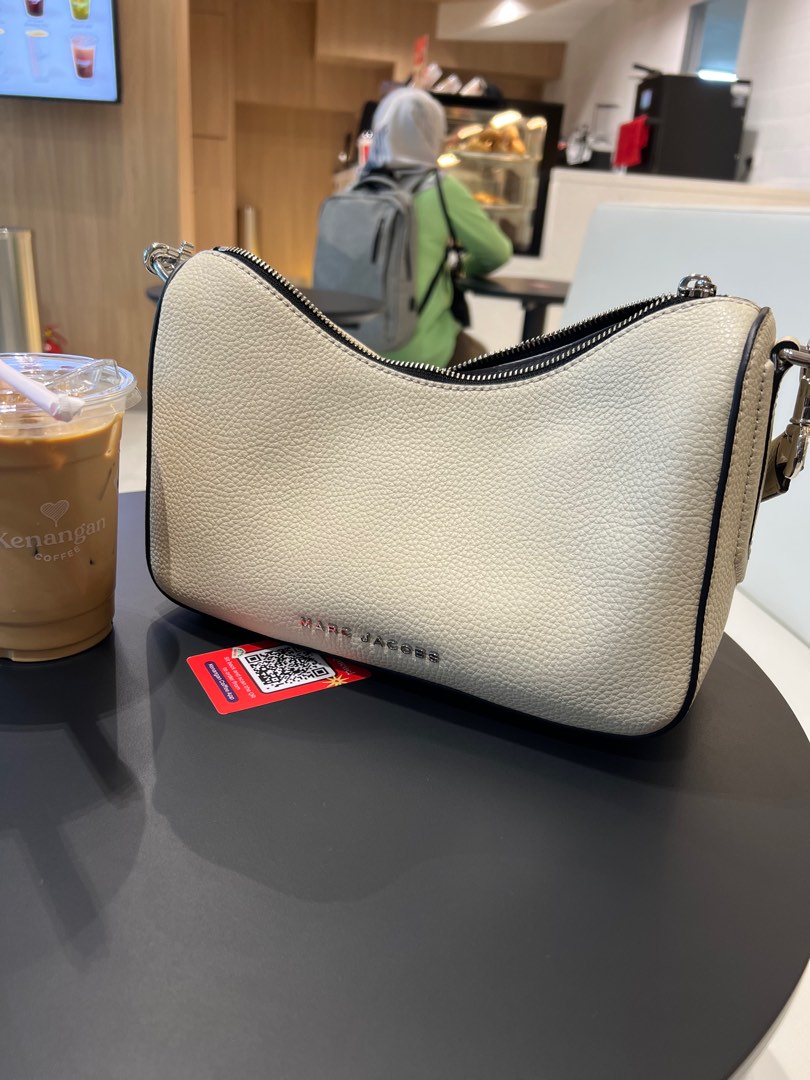 Marc Jacob drifter, Women's Fashion, Bags & Wallets, Shoulder Bags on ...