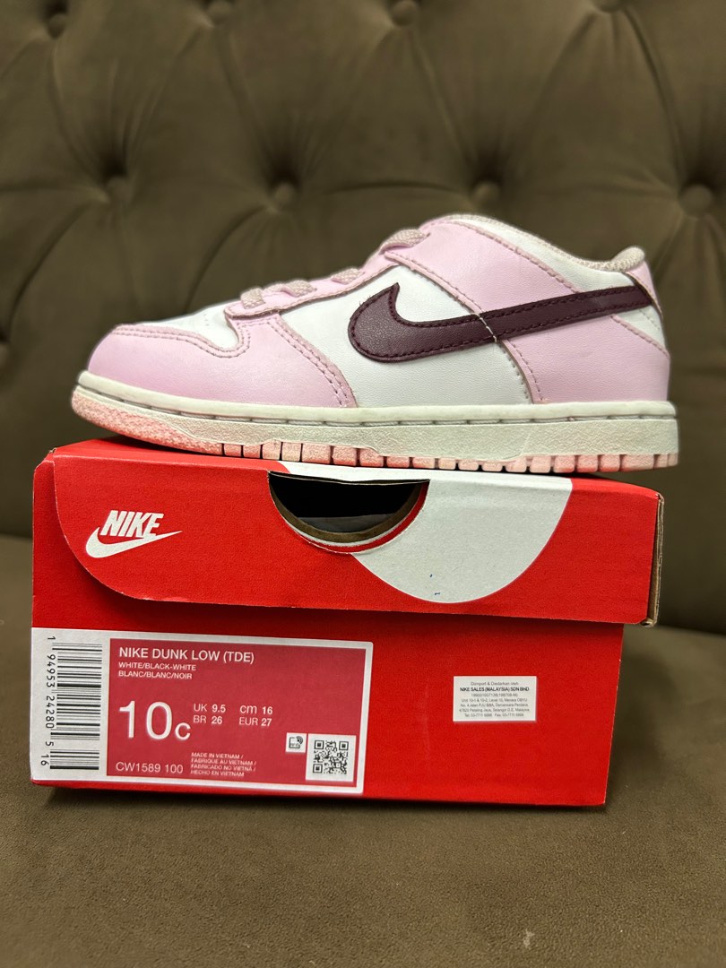 Nike dunk, Babies & Kids, Babies & Kids Fashion on Carousell