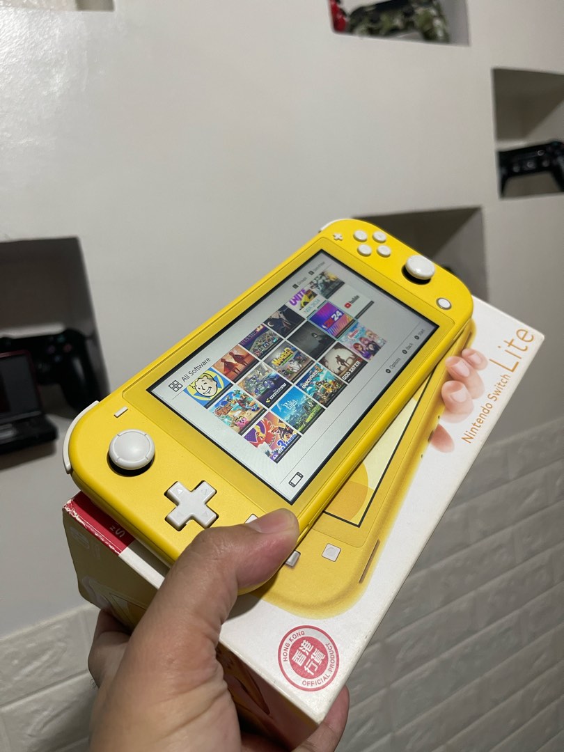 NINTENDO SWITCH LITE WITH 33 GAMES. PRIMARY, Video Gaming, Video Game ...
