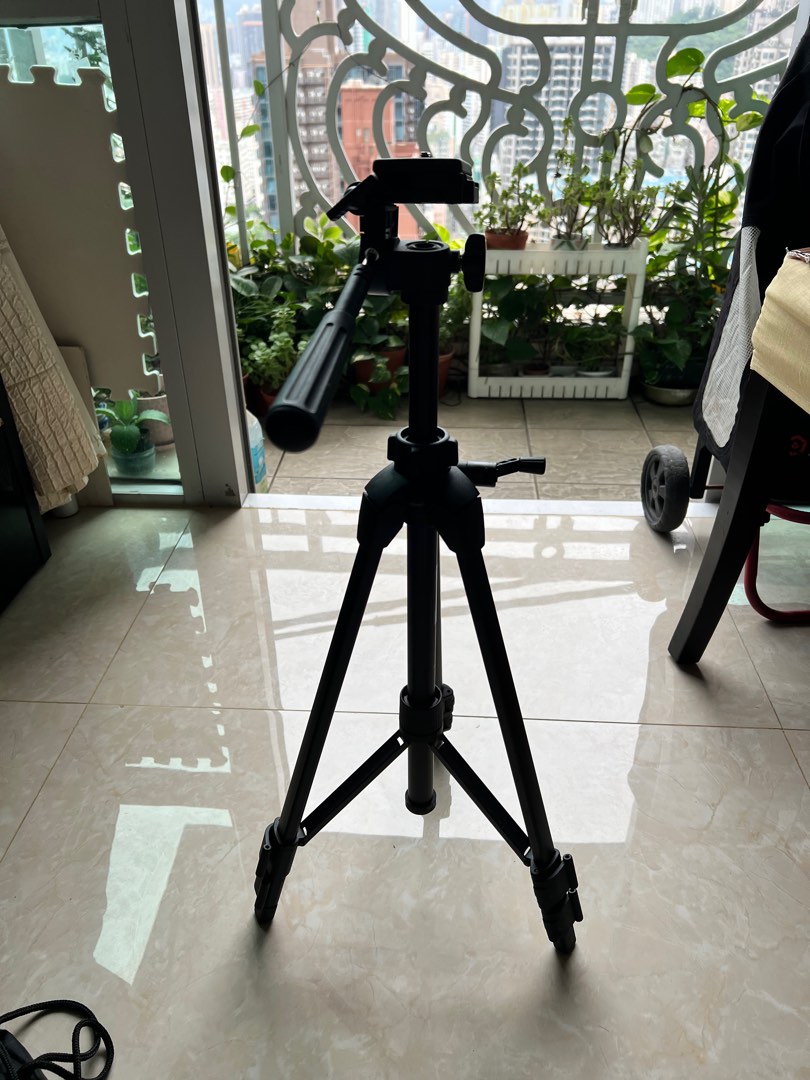 Parco 相機 超輕鋁合金三腳架 帶專業平水尺、 可調式升降台 自拍神器 戶外攝影用品, 攝影器材, 攝影配件, 腳架 - Carousell