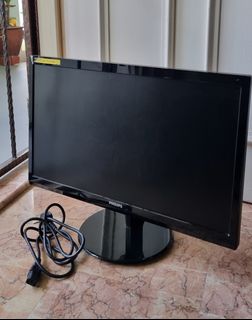 Phillips 22 inch LCD HD monitor screen 226V [Price reduced], Computers & Tech, Parts ...
