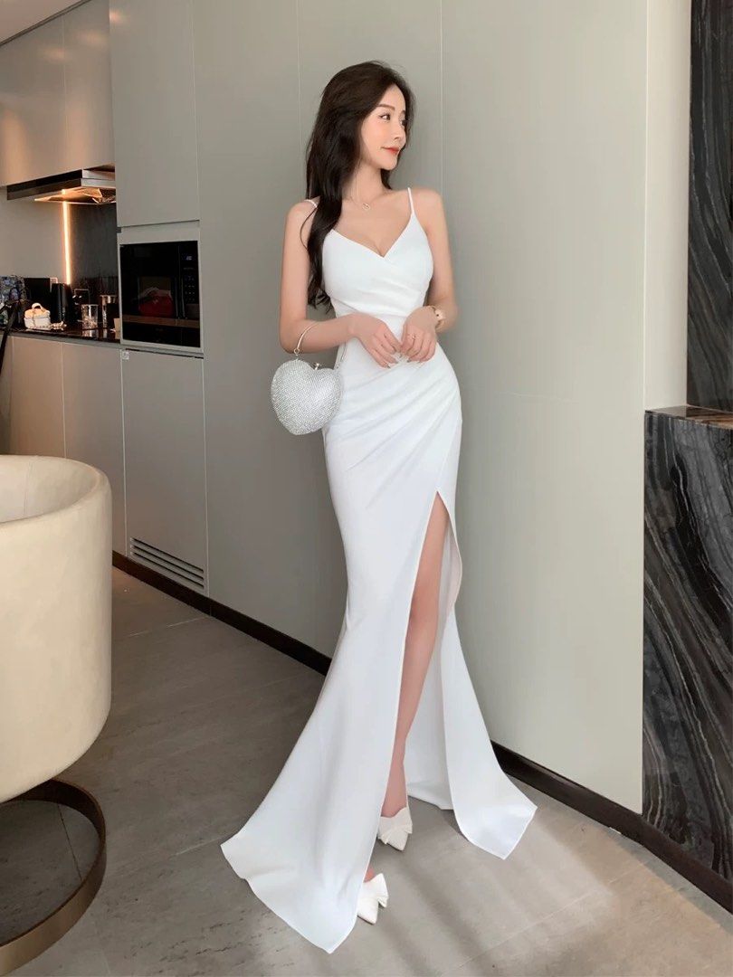 PO comfortable Elegant dress with slit red black white, Birthday tea ...