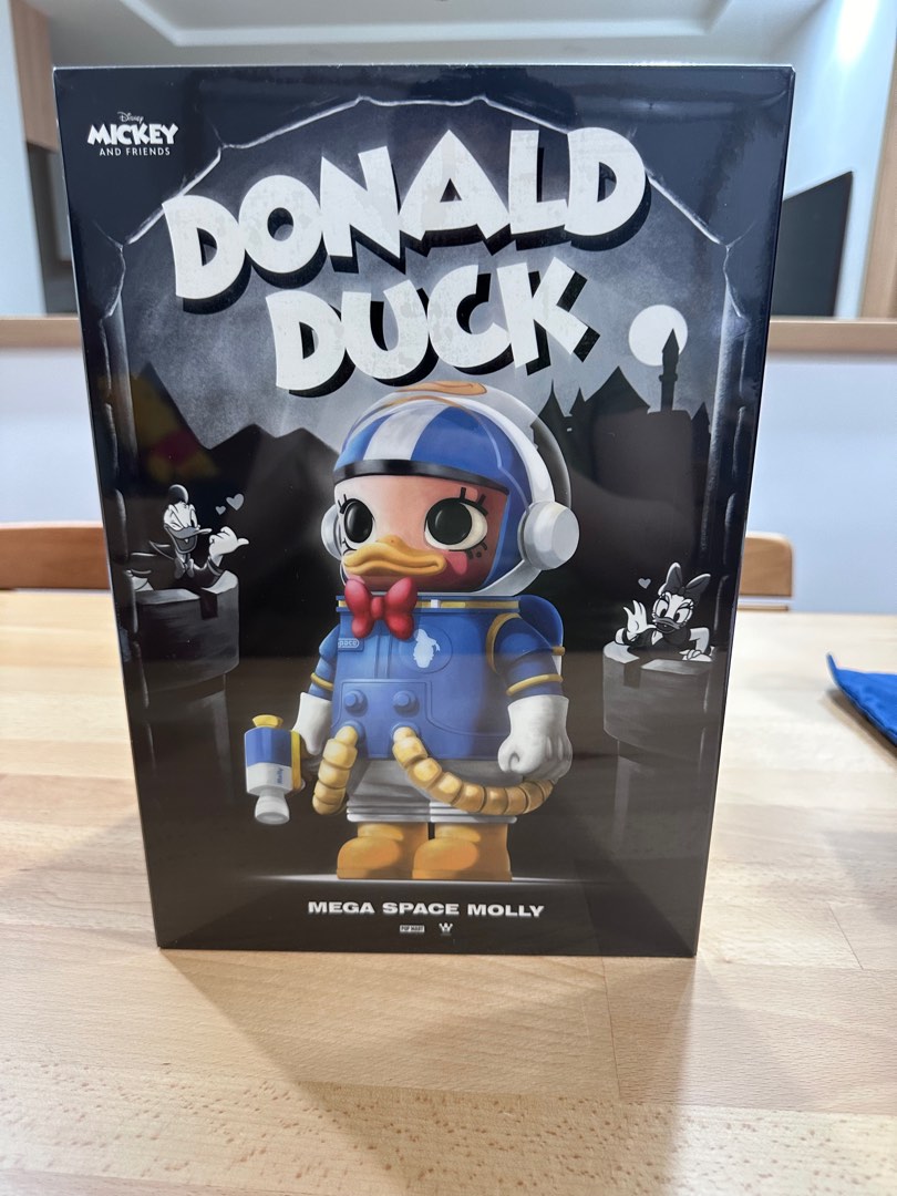 Popmart Mega Space Molly Donald Duck 400%, Hobbies & Toys, Toys & Games ...