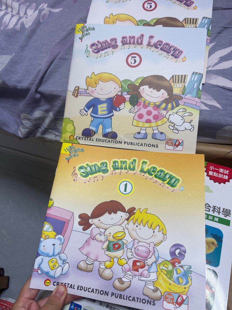 全新Sing and learn 1 & 5 (I like English series), 其他, 其他 - Carousell