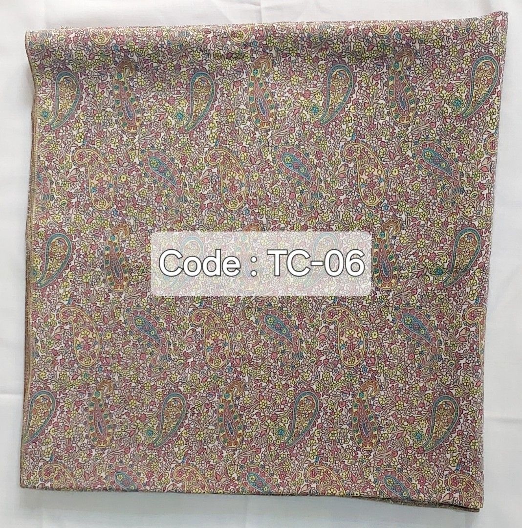 TUDUNG LABUH BERCORAK BIDANG 60, Women's Fashion, Muslimah Fashion ...