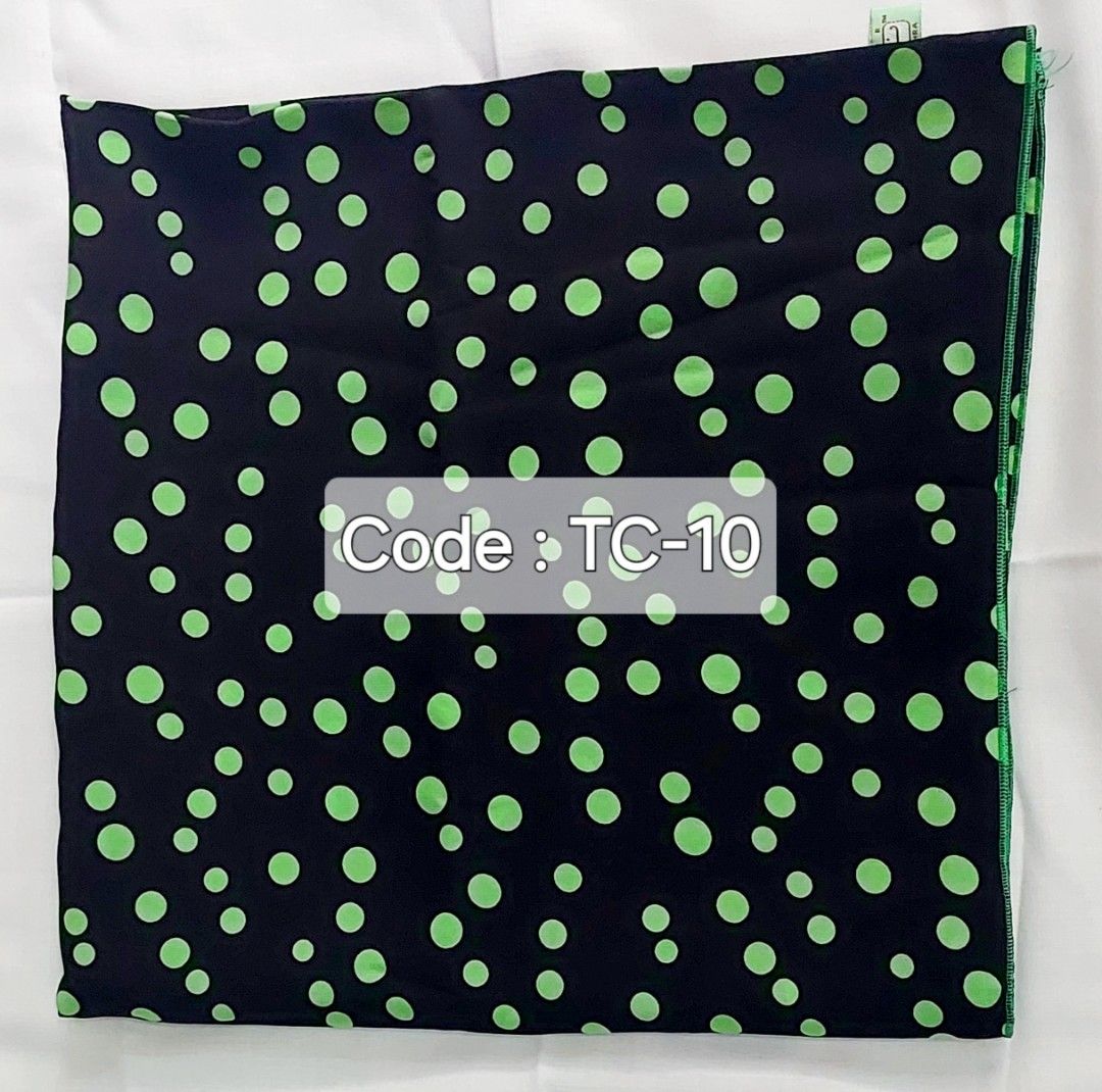 TUDUNG LABUH BERCORAK BIDANG 60, Women's Fashion, Muslimah Fashion ...