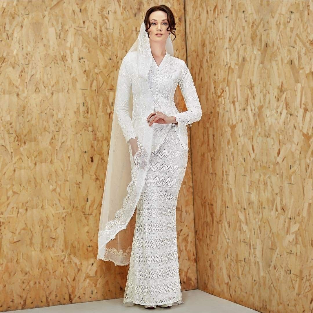 Wanzar Baju Nikah/ Tunang/ Graduation, Women's Fashion, Muslimah ...