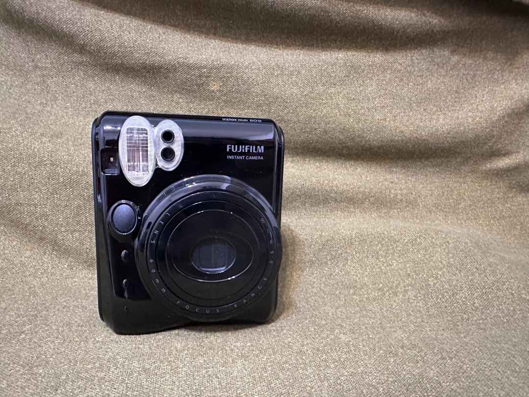 富士 Fujifilm instax mini 50s 拍立得相機, 相機攝影, 相機在旋轉拍賣