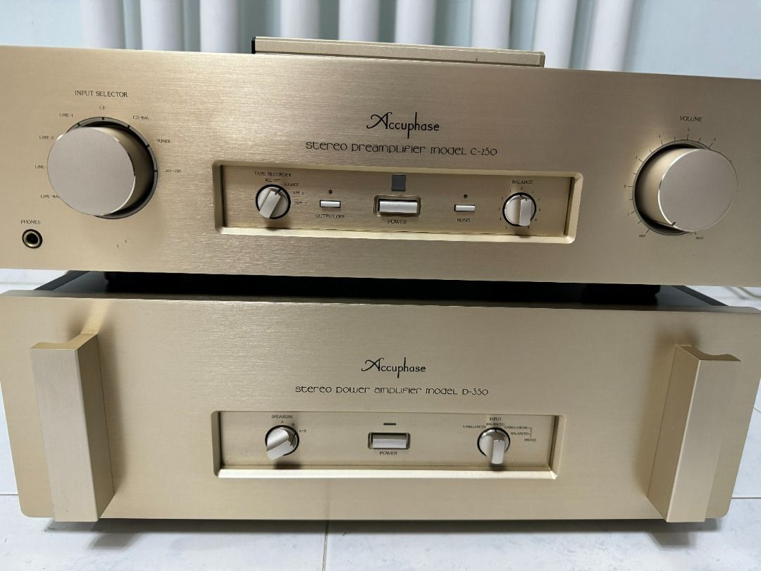 Accuphase C-250 Stereo Preamplifier + P-350 Stereo Power Amplifier ...