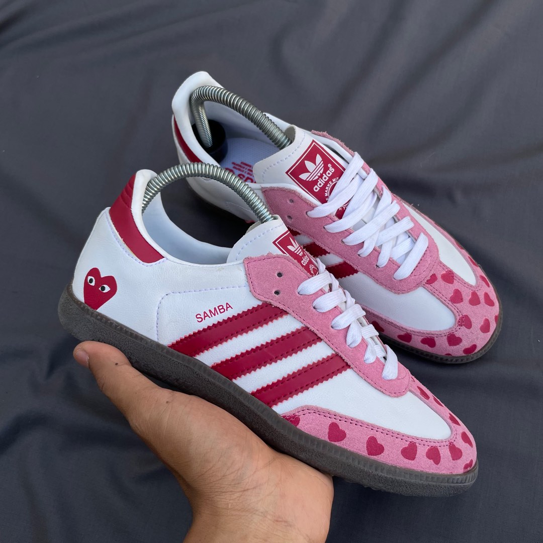 Adidas samba Cdg, Fesyen Pria, Sepatu , Sneakers di Carousell