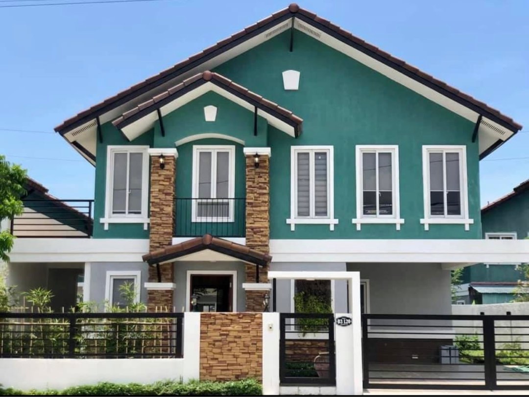 Rush Sale -House & Lot with kitchen 2 extended sala (Slightly used ...