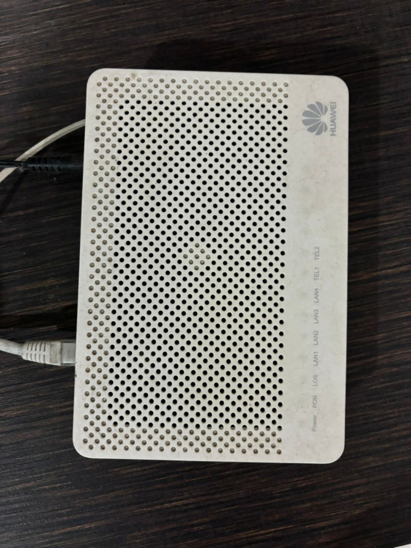 Huawei EchoLife HG8240H5 GPON Terminal Fibre Optic MODEM, Mobile Phones ...