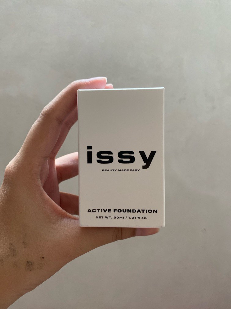 Issy Active Foundation, Beauty & Personal Care, Face, Makeup on Carousell