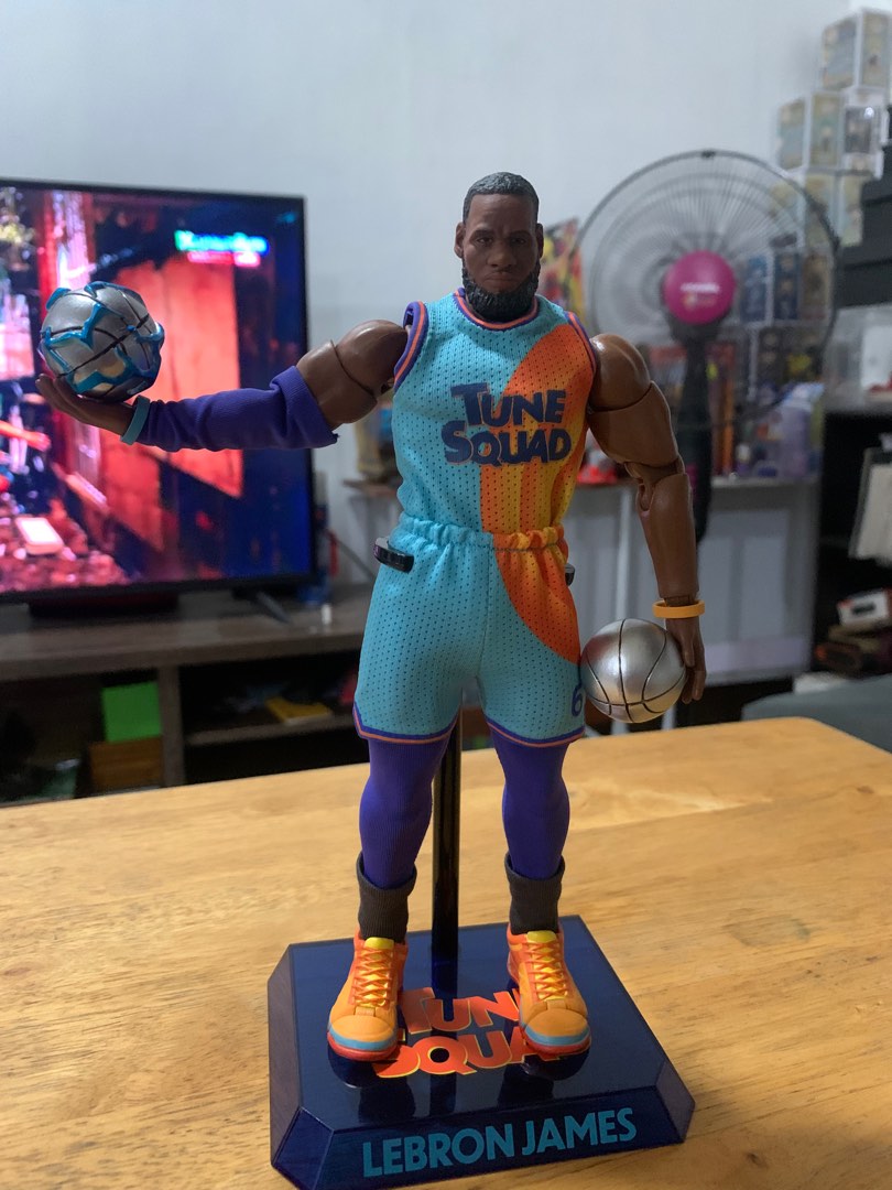 lebron james, Hobbies & Toys, Toys & Games on Carousell